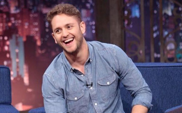 Christopher Uckermann presume a su nueva novia - Revista COSAS México